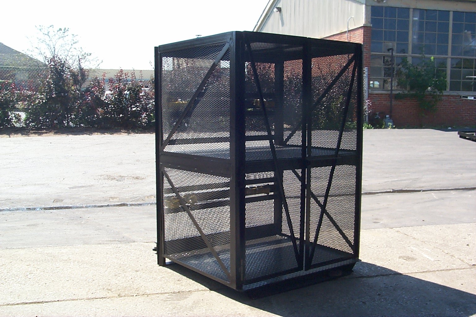 Sur-Loc Cylinder Storage Cages | Weldcoa