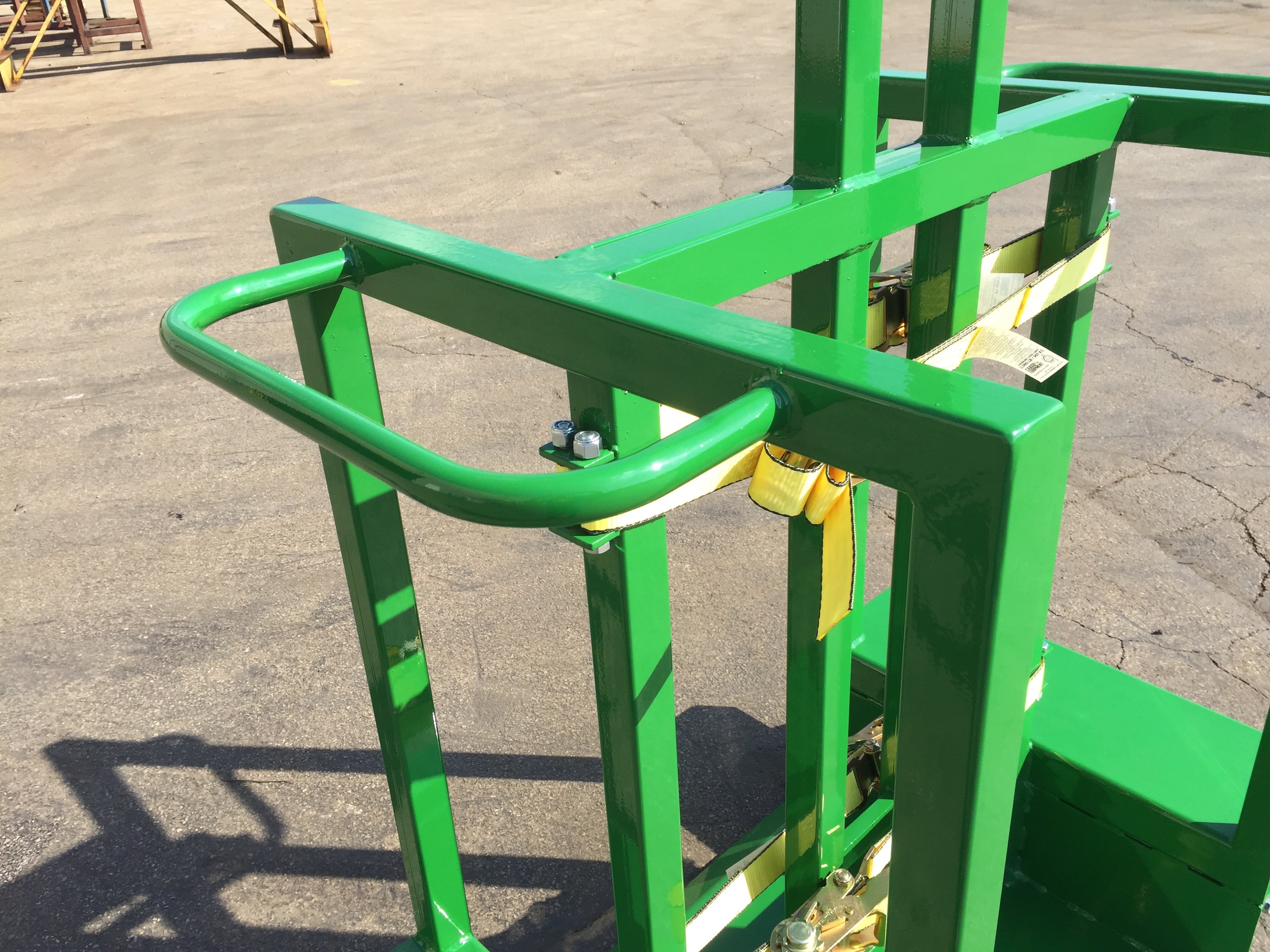 LowPro Side-Loading Emergency Gas Delivery Cart | Weldcoa